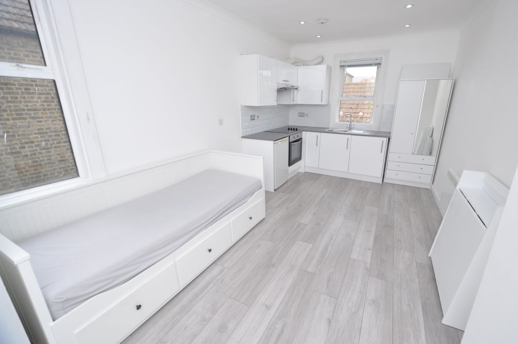 To Let - 96 CHURCHFIELD ROAD, ACTON, LONDON, W3 6DH -London